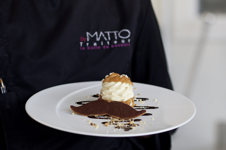 Un nouveau menu MOUSTACHE 80’S - Cabaret Moustache